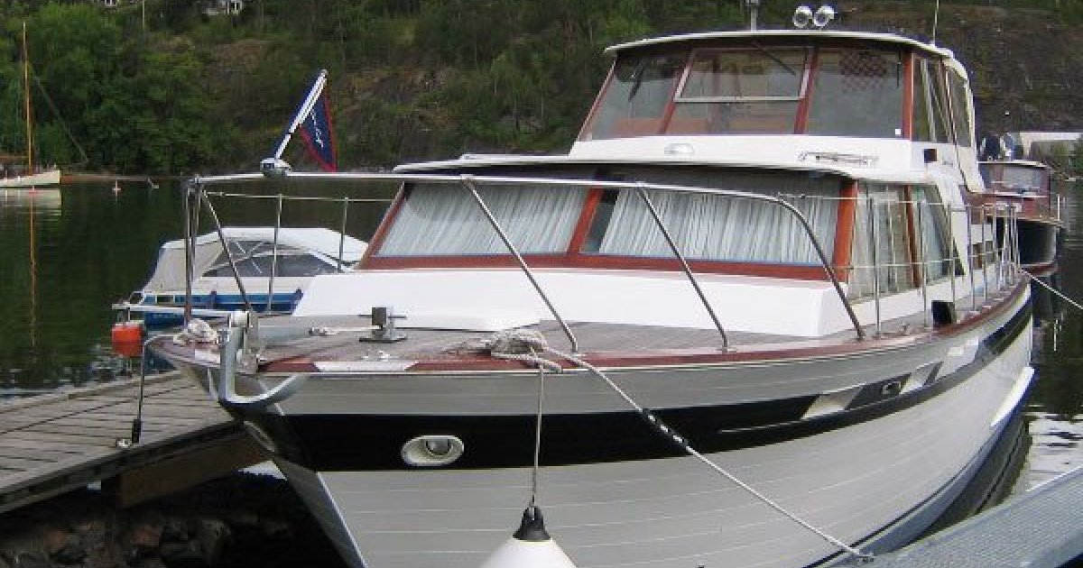 Chris Craft 38